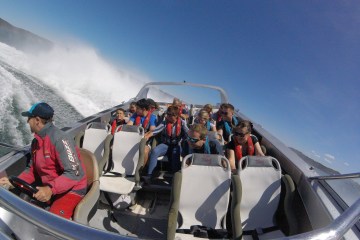 Jet Boat Lake Thrill Ride | JetBuzz Watersports